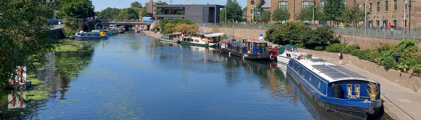 Types of Houseboats: Different Home Styles for Living on the Water