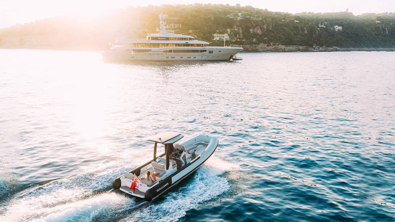 Best Jet Boat Brands Among All Types of Small Craft