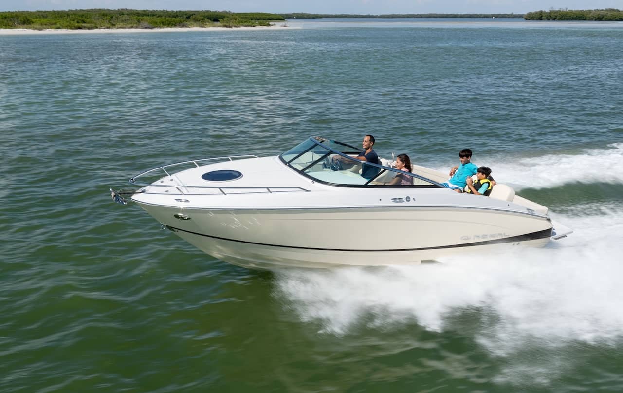 Best Small Boat Brands: Fishing Boats, Wakeboard Boats, Bowriders and more