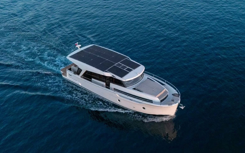 Electric Boats for Sale: Costs, Types & Buyer’s Guide 2026