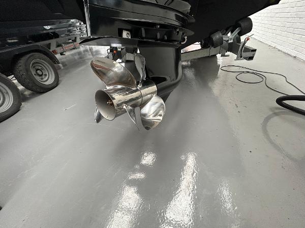 Iron Boats 827 – My Boat World