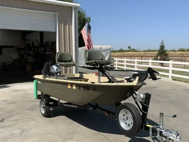 Buy Sun Dolphin Pro 120 #236758 - Rightboat