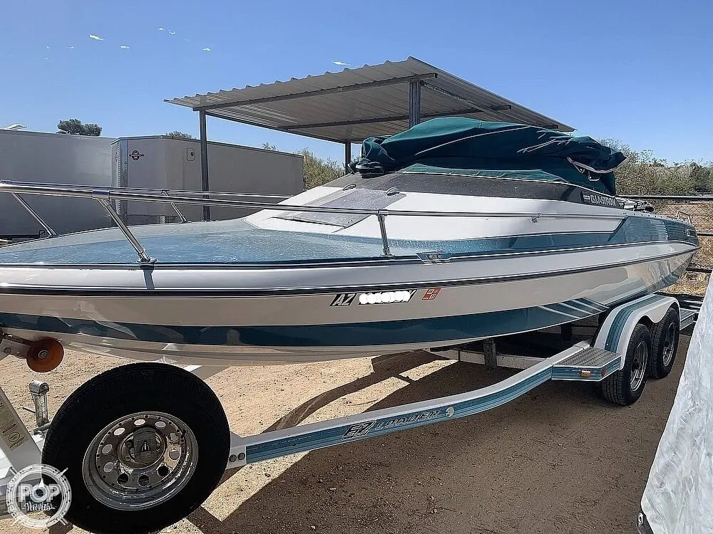 1989 Glastron 23 CSS Carlson for Sale in Phoenix, Arizona...