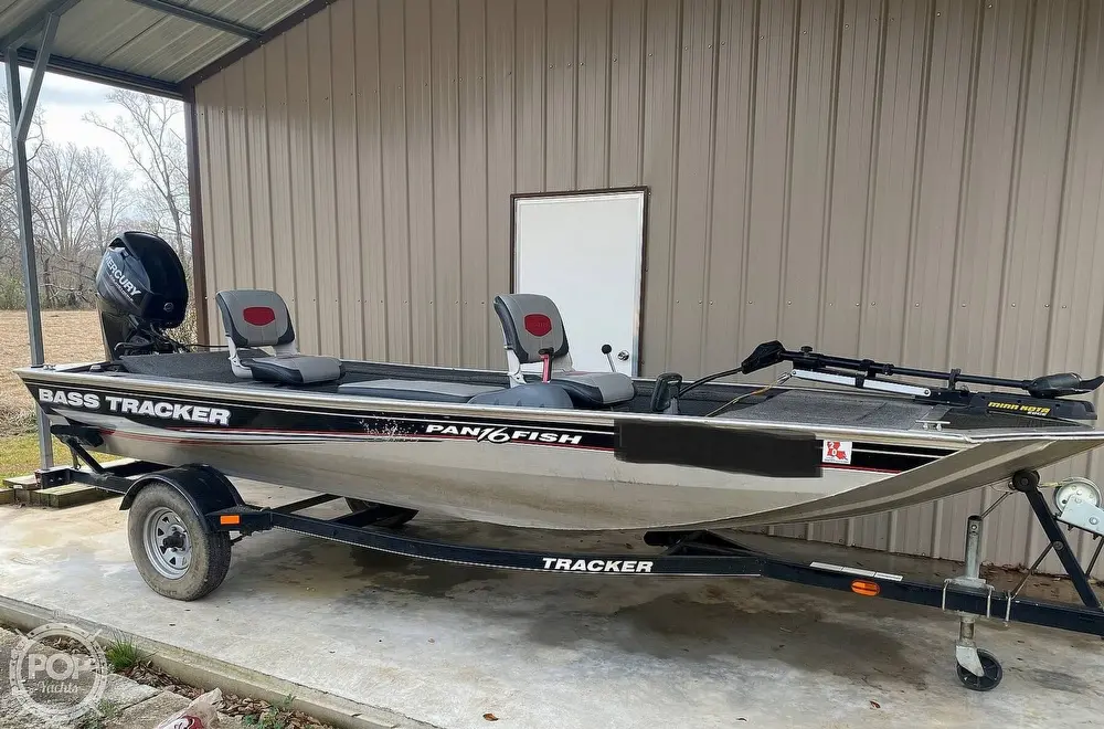 Buy Bass Tracker Pro Boats Panfish 16 #308892 - Rightboat