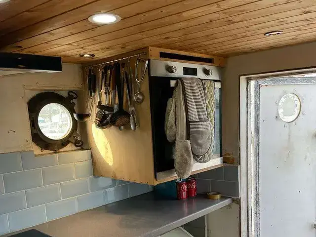 Liveaboard Converted 25M Steel Trawler for sale in United Kingdom ...