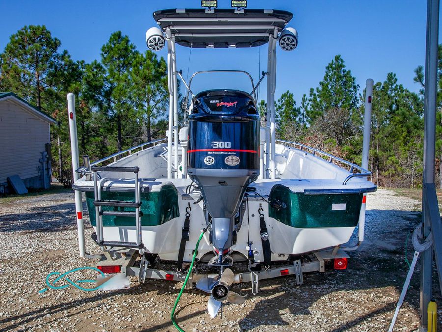 Buy Vip 2180 bay stealth #366103 - Rightboat