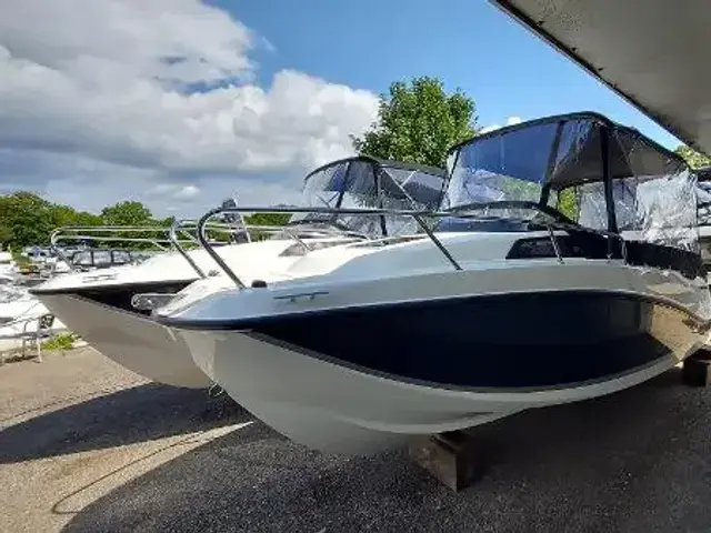 Quicksilver 555 Activ for sale in United Kingdom, 374496 - Rightboat