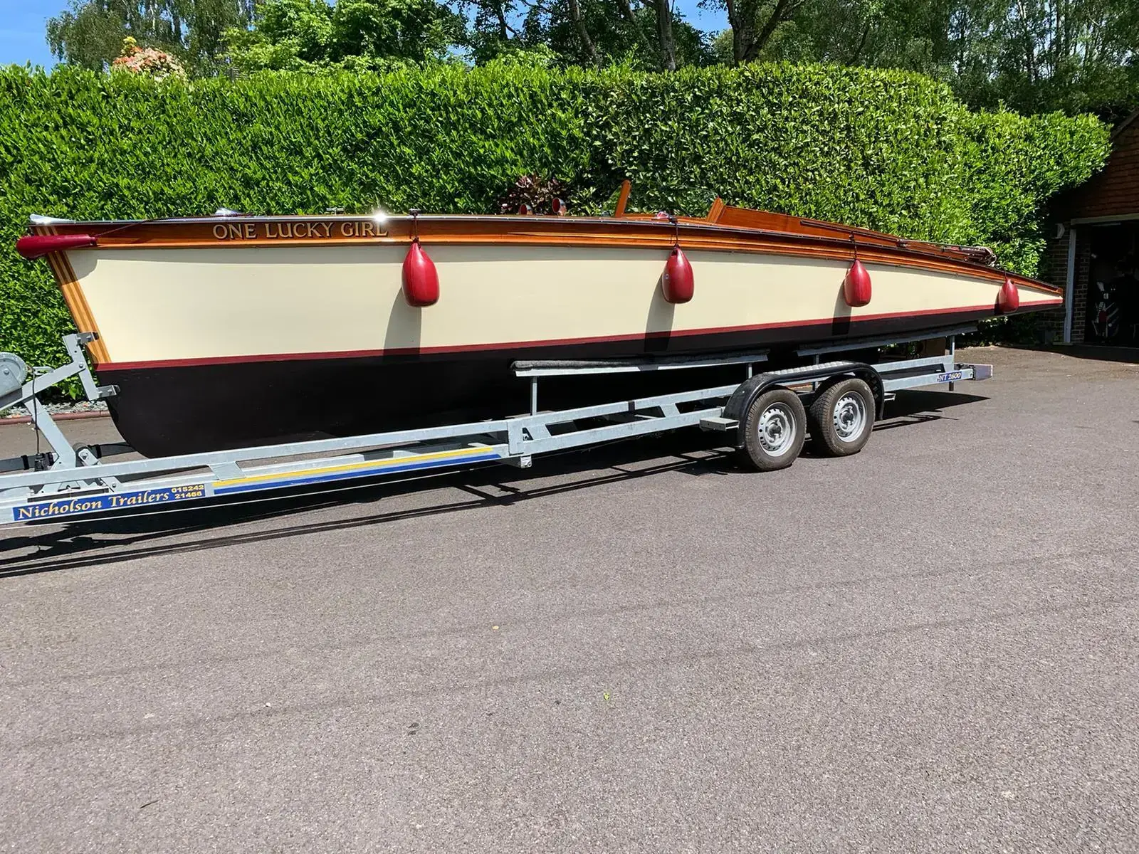 Classic Craft Boats Slipper Launch 1989 for sale at Bray Marine Sales