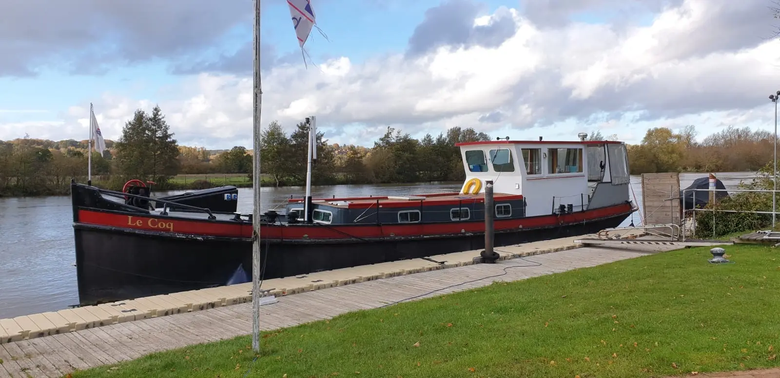 Dutch Motor Cruiser Boat For Sale - Waa2