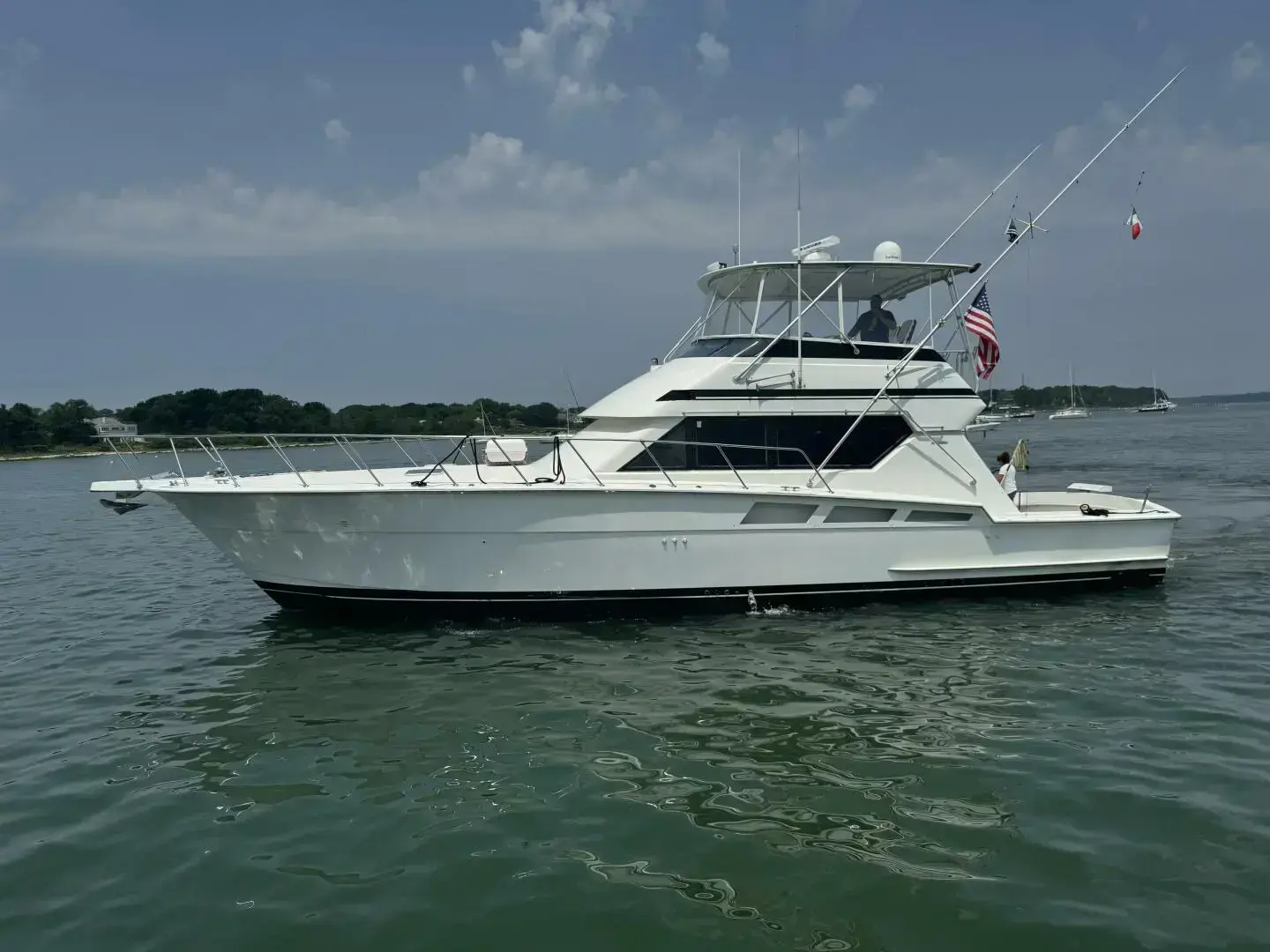 Hatteras 39 Convertible Fiberglass Boat For Sale - Waa2