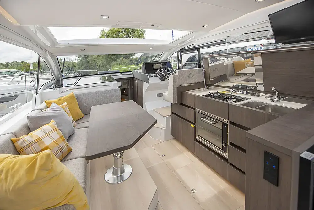 Sealine C335 - Available Now - Tingdene Marinas & Boat Sales