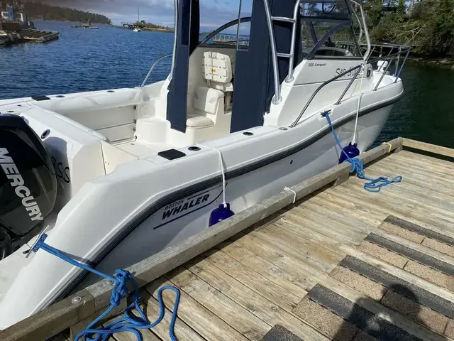Boston Whaler 255 Conquest for sale in Canada - Rightboat