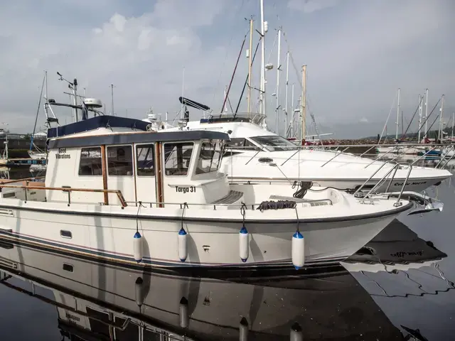 Caley Marina | Choose from Over 19 Boats | Rightboat