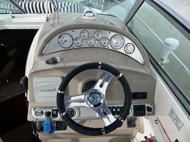 Larson Cabrio 274 for sale in United Kingdom - Rightboat