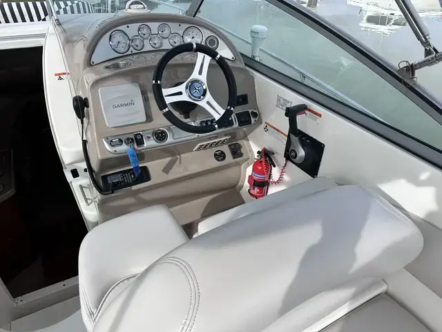 Larson Cabrio 274 for sale in United Kingdom - Rightboat