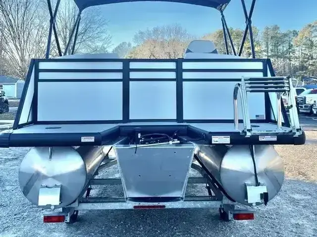 Viaggio Lago V 16' U (Quad Lounge) - IN STOCK for sale in United States ...