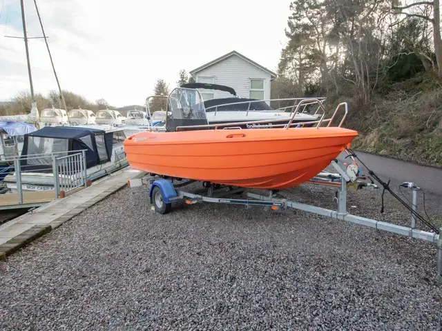 Caley Marina | Choose from Over 19 Boats | Rightboat