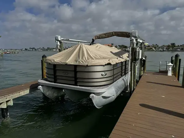 Veranda Vr 22 Rc for sale in United States of America, 507556 - Rightboat