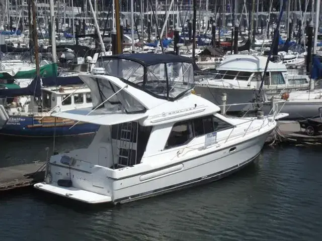 Bayliner 3388 Command Bridge Motoryacht for sale in United States of ...