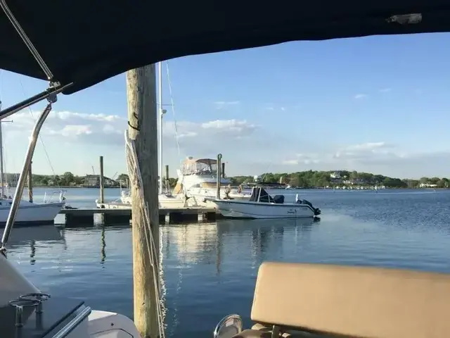 Regal Express 32 for sale in United States of America, 513970 - Rightboat