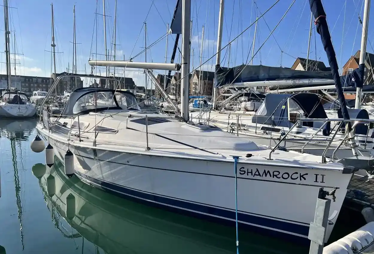 Buy Hunter Legend 33 #526385 - Rightboat