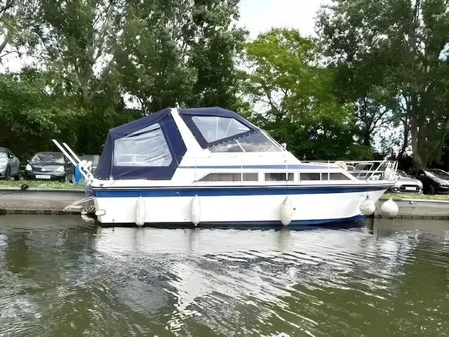 1981 Fairline Phantom 32 #527139 for Sale in Shepperton - Righ...