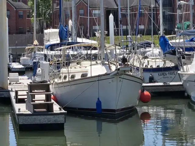 Island Packet 27 for sale in United States of America, 529038 - Rightboat