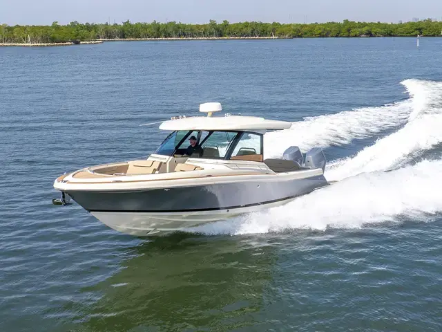 Chris Craft Calypso 35 for sale in United States of America, 530582 ...