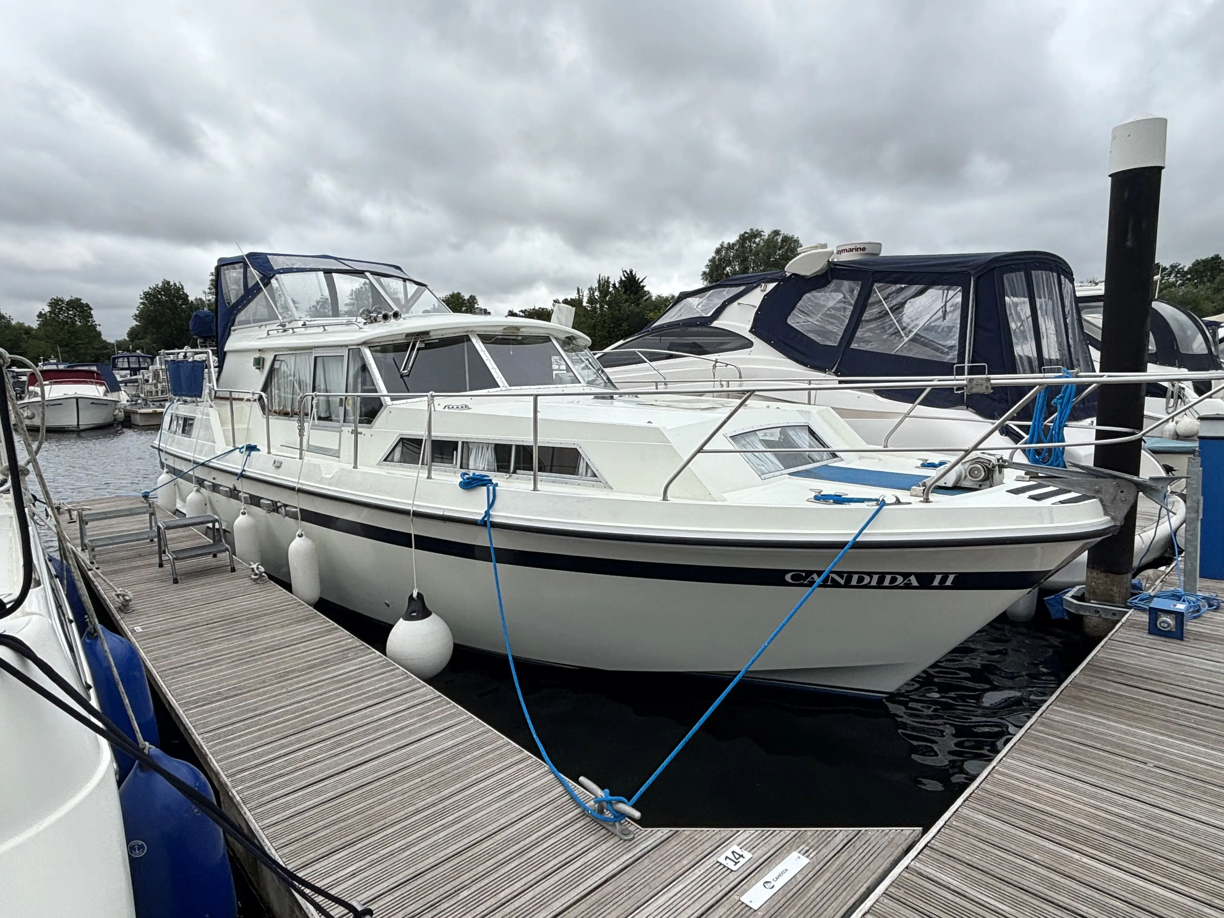 Buy Broom 35 European #537497 - Rightboat