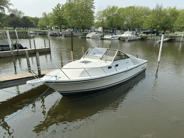 2000 Shamrock 260 Express for Sale in Bay City, MI #54651...