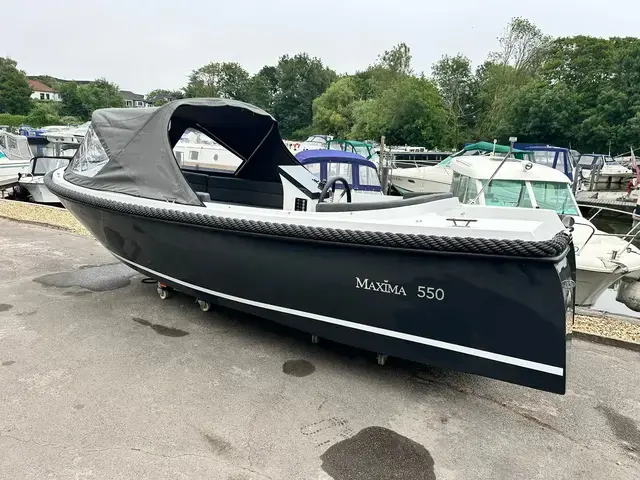 Buy Maxima 550 #547037 - Rightboat