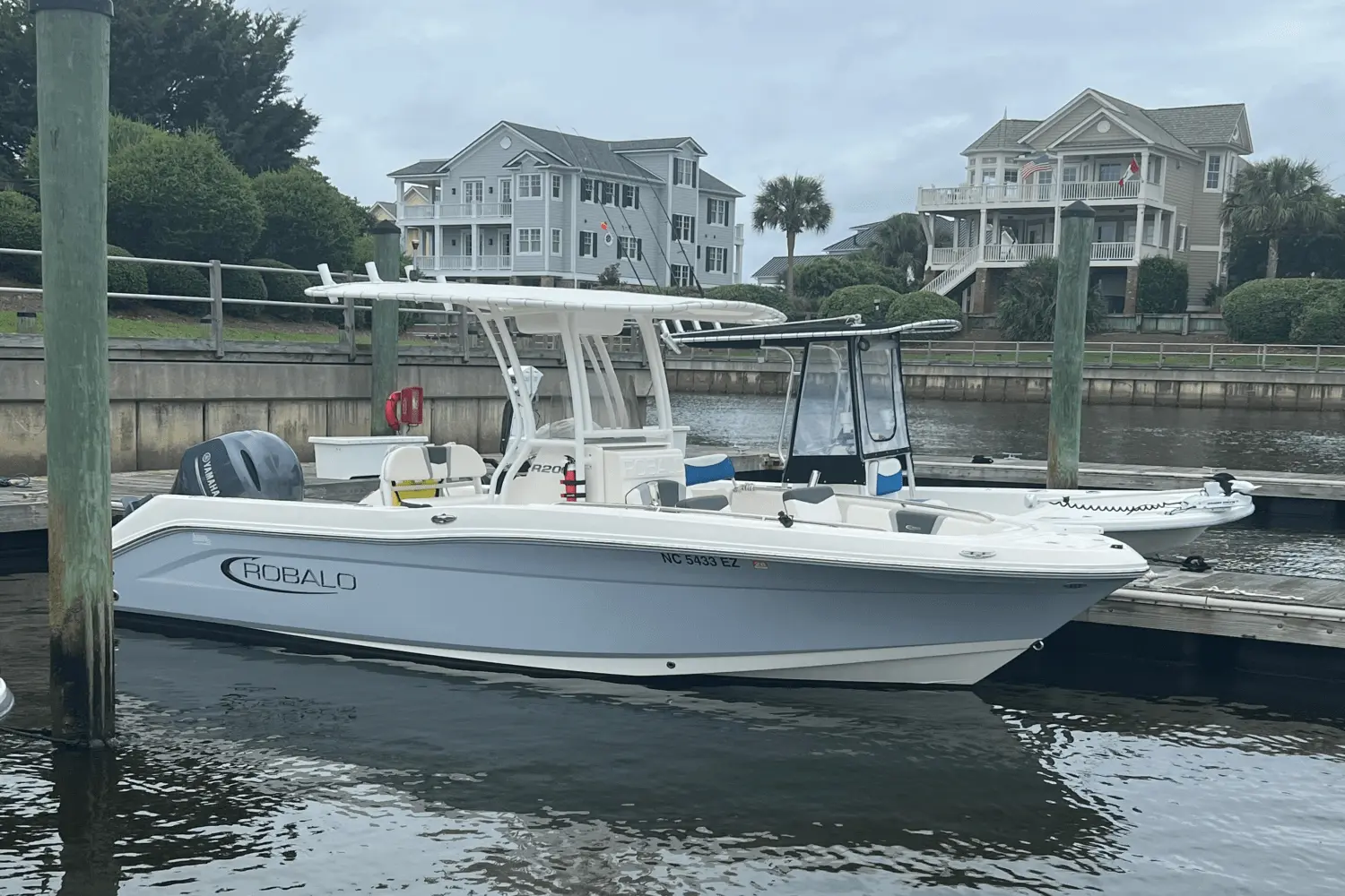 Buy Robalo R200 #549303 - Rightboat