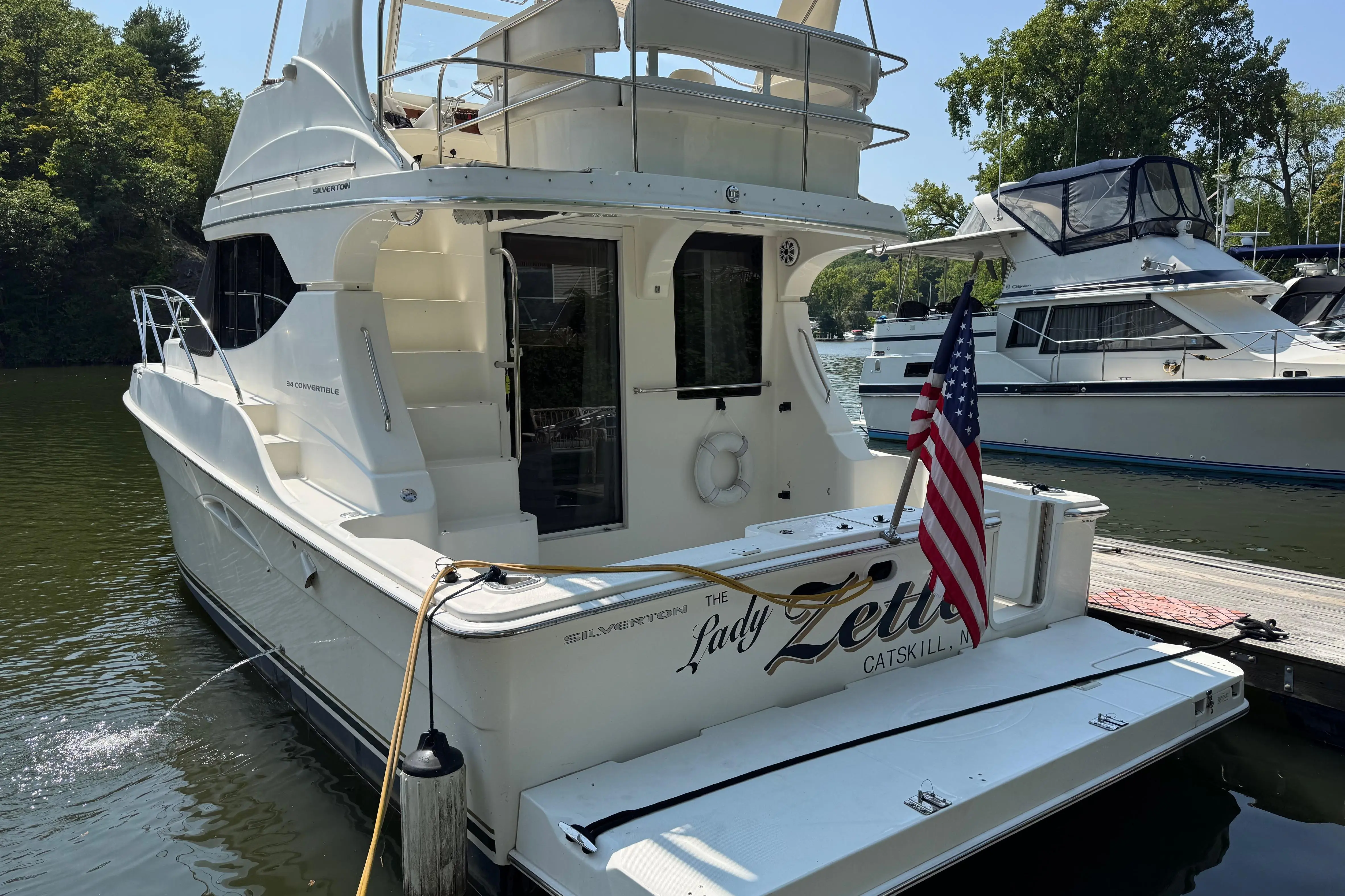 Buy Silverton 34 Convertible #550499 - Rightboat