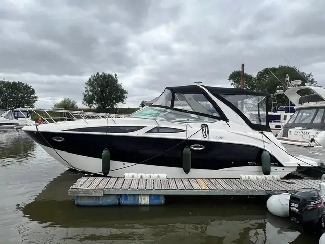 2012 Bayliner 315 Cruiser for Sale in York, North Yorkshi...