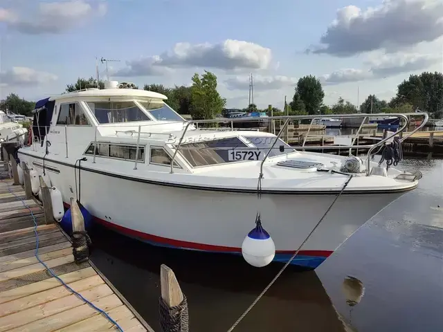 | Choose from Over 72 Boats | Rightboat