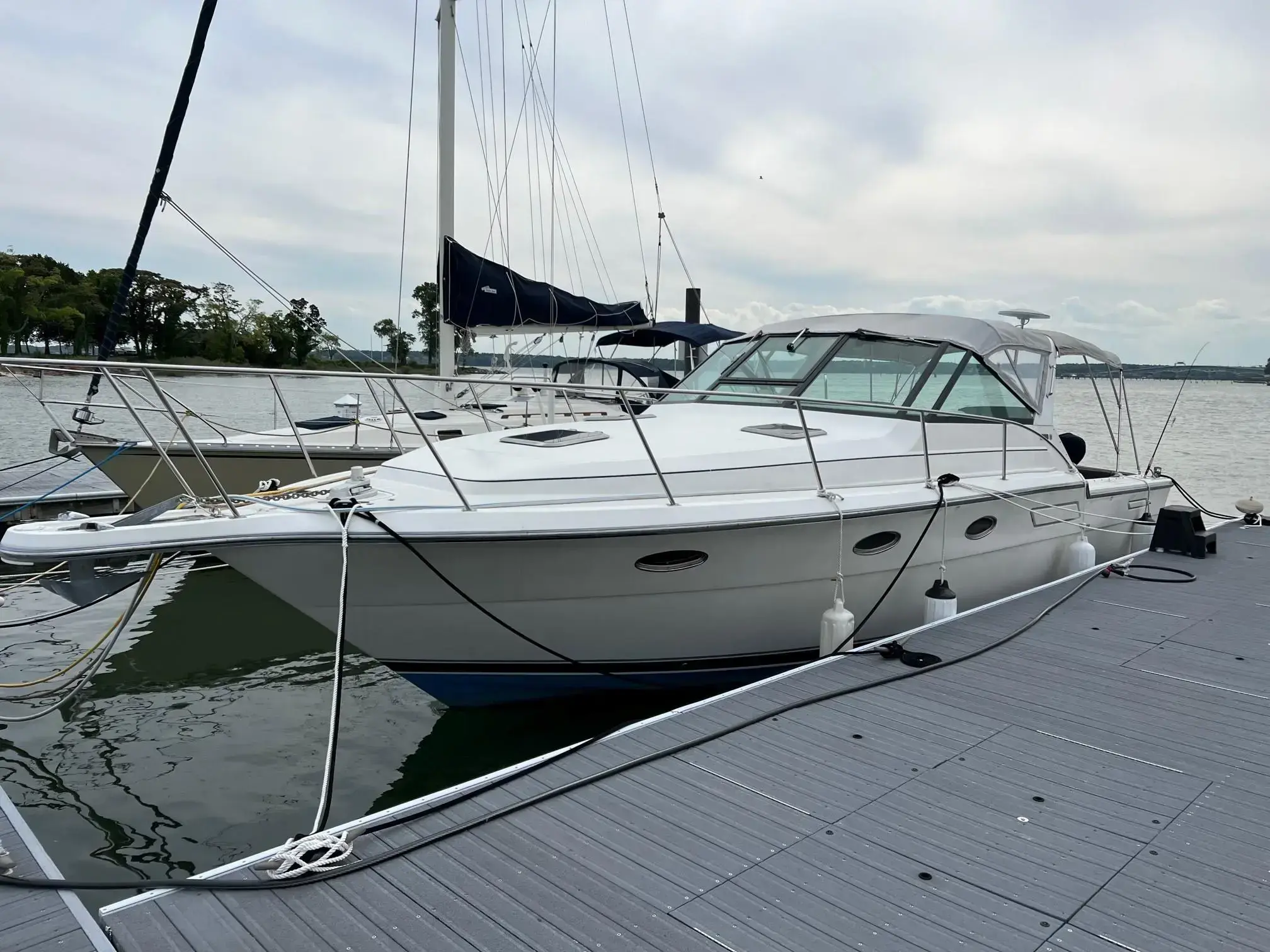 1990 Tiara Yachts 3300 Open for Sale in Gloucester Point,...