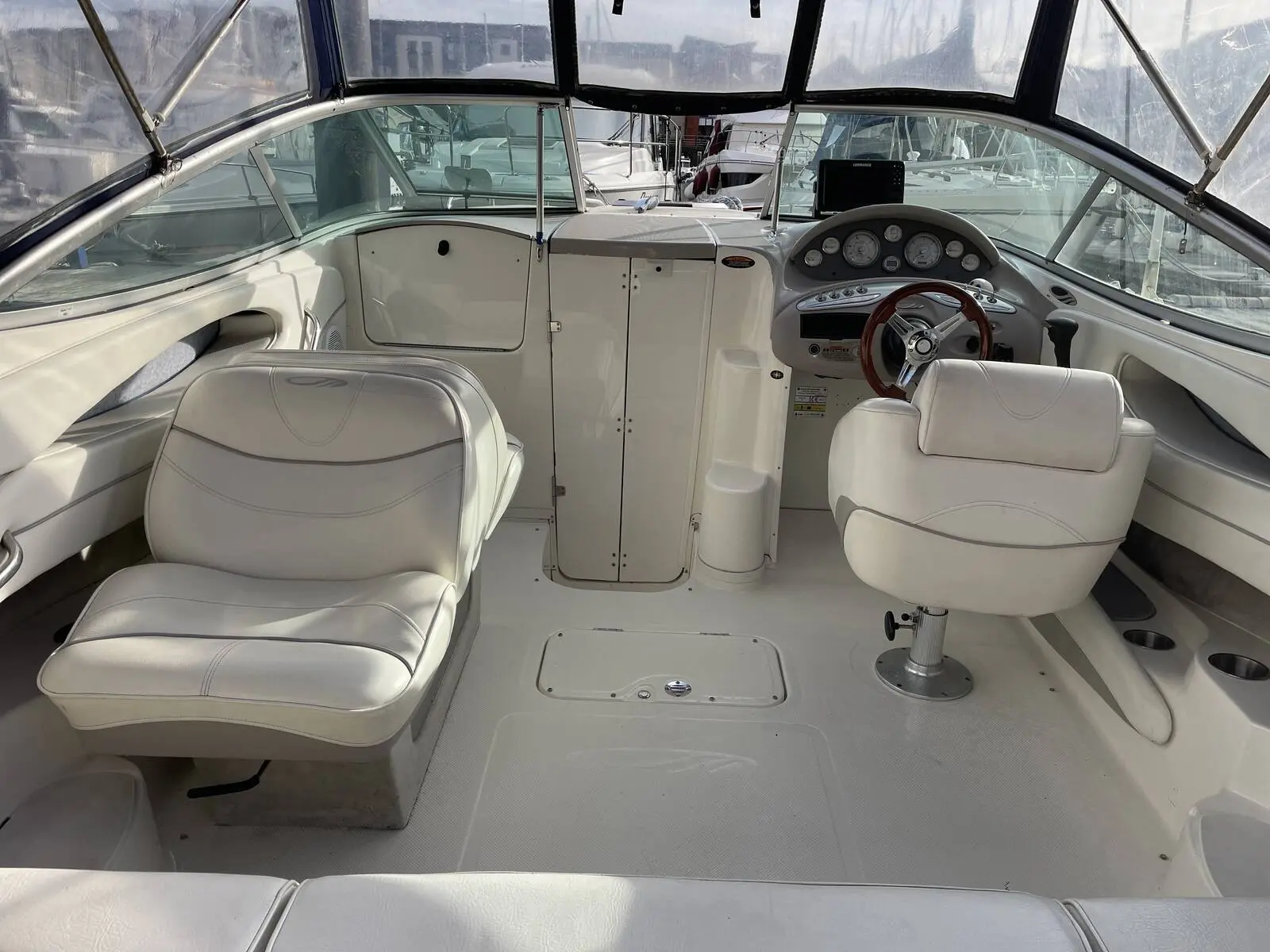 2004 Maxum 2400 SCR #553154 for Sale in Swansea - Rightboat