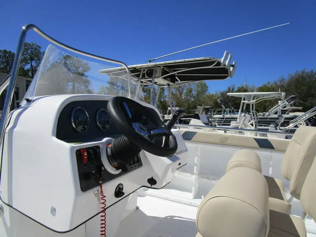 Buy Hurricane Center Console SS 231 OB #555197 - Rightboat