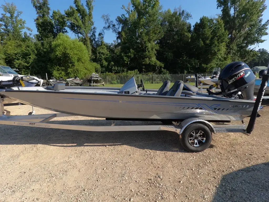 Buy Xpress H20 BASS #555562 - Rightboat