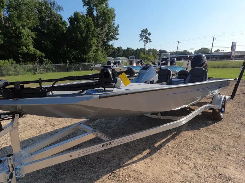 Buy Xpress H20 BASS #555562 - Rightboat