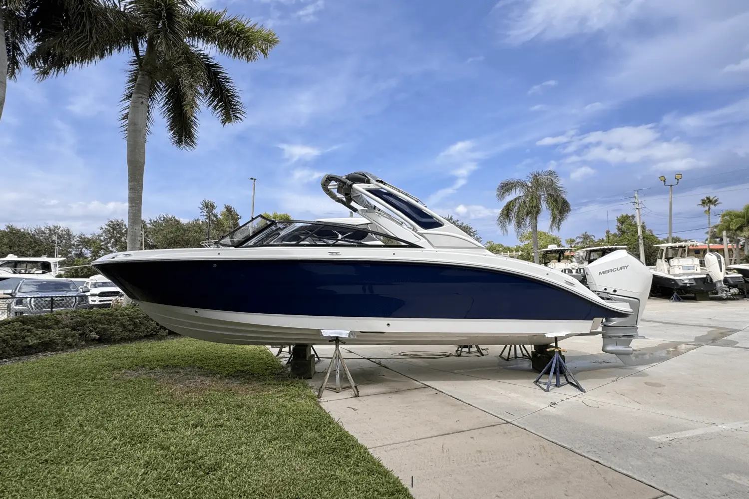 Ski and Wakeboard Boats | Waterski | Wake and Ski Boats