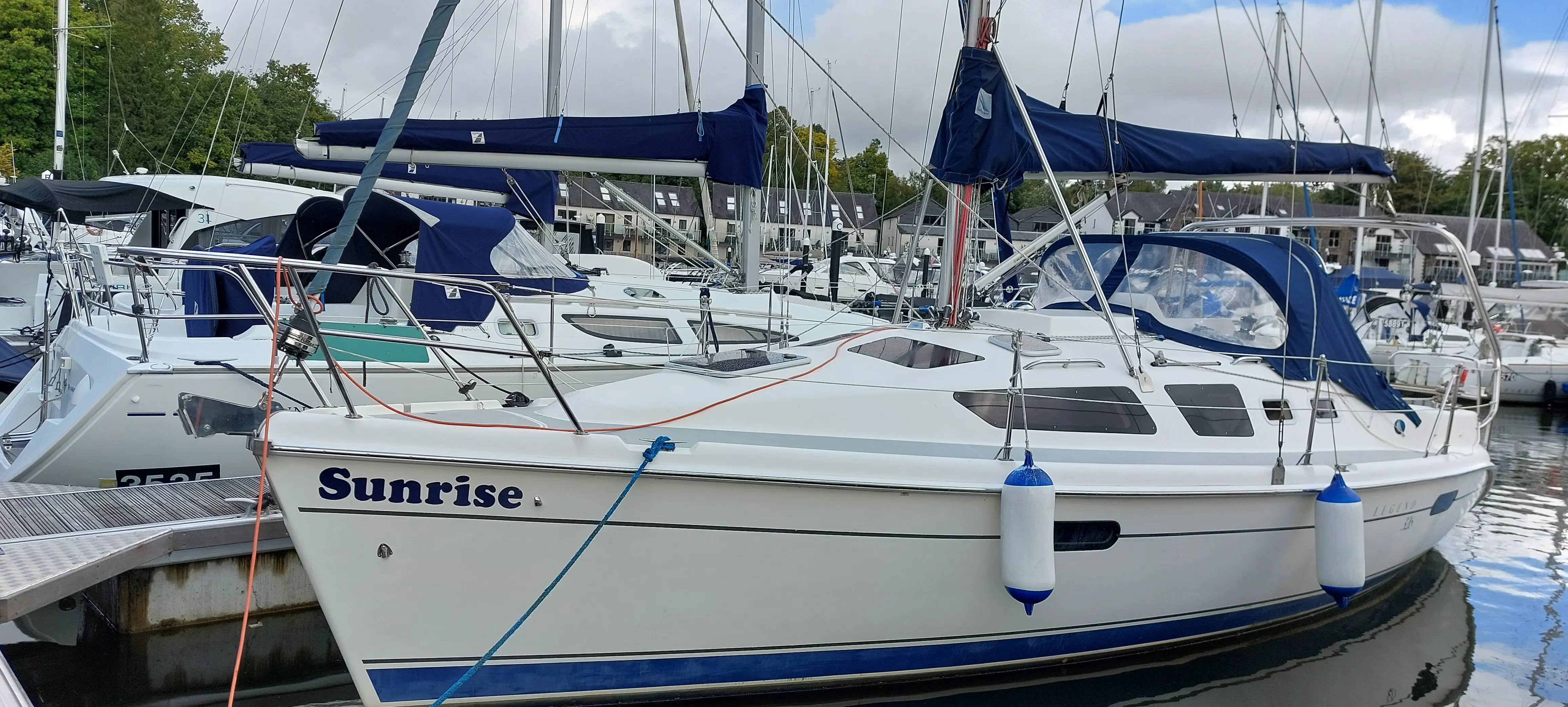 Buy Hunter Legend 326 #557667 - Rightboat