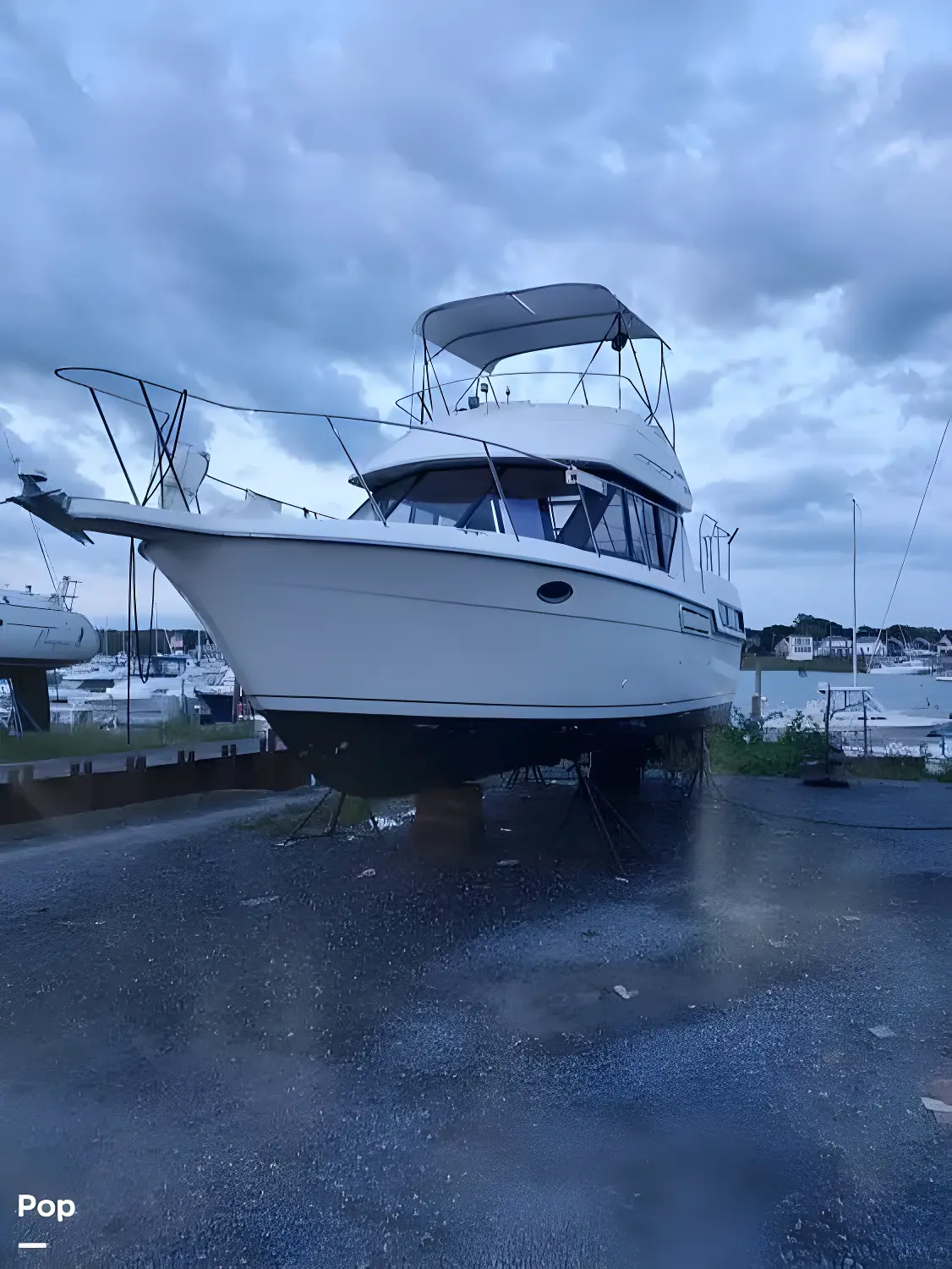 1992 Carver Aft Cabin 300 #558312 for Sale in Riverside, Ri 02...