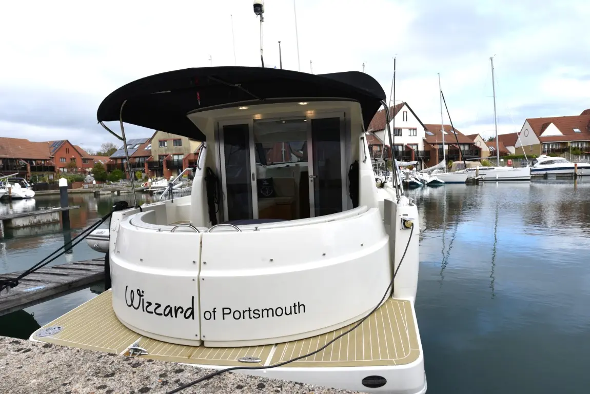 2014 Rodman Spirit 31 HT Inboard for Sale in Portsmouth,