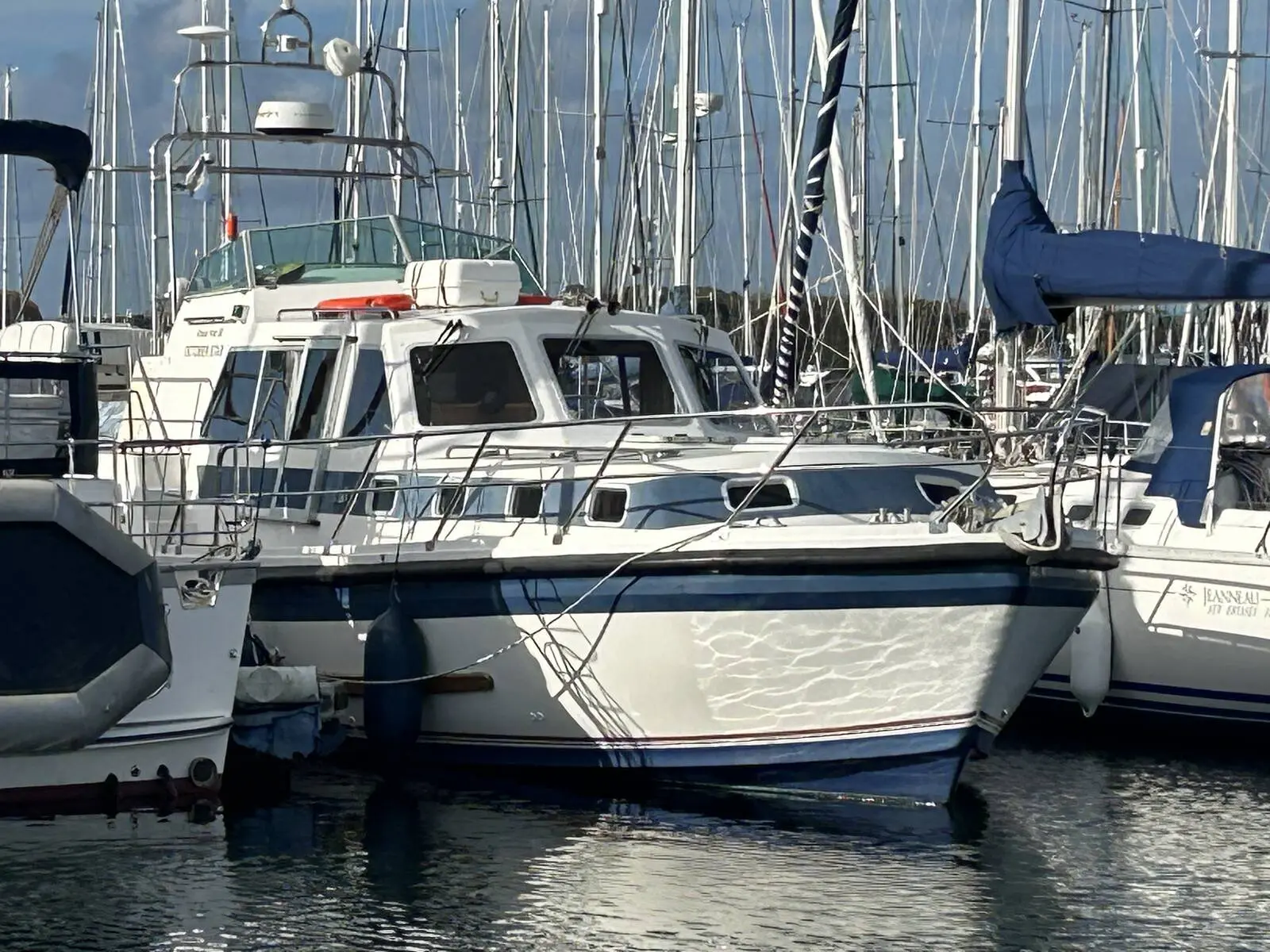 1995 Aquastar Ocean Star 118 for Sale in Chichester #5663...