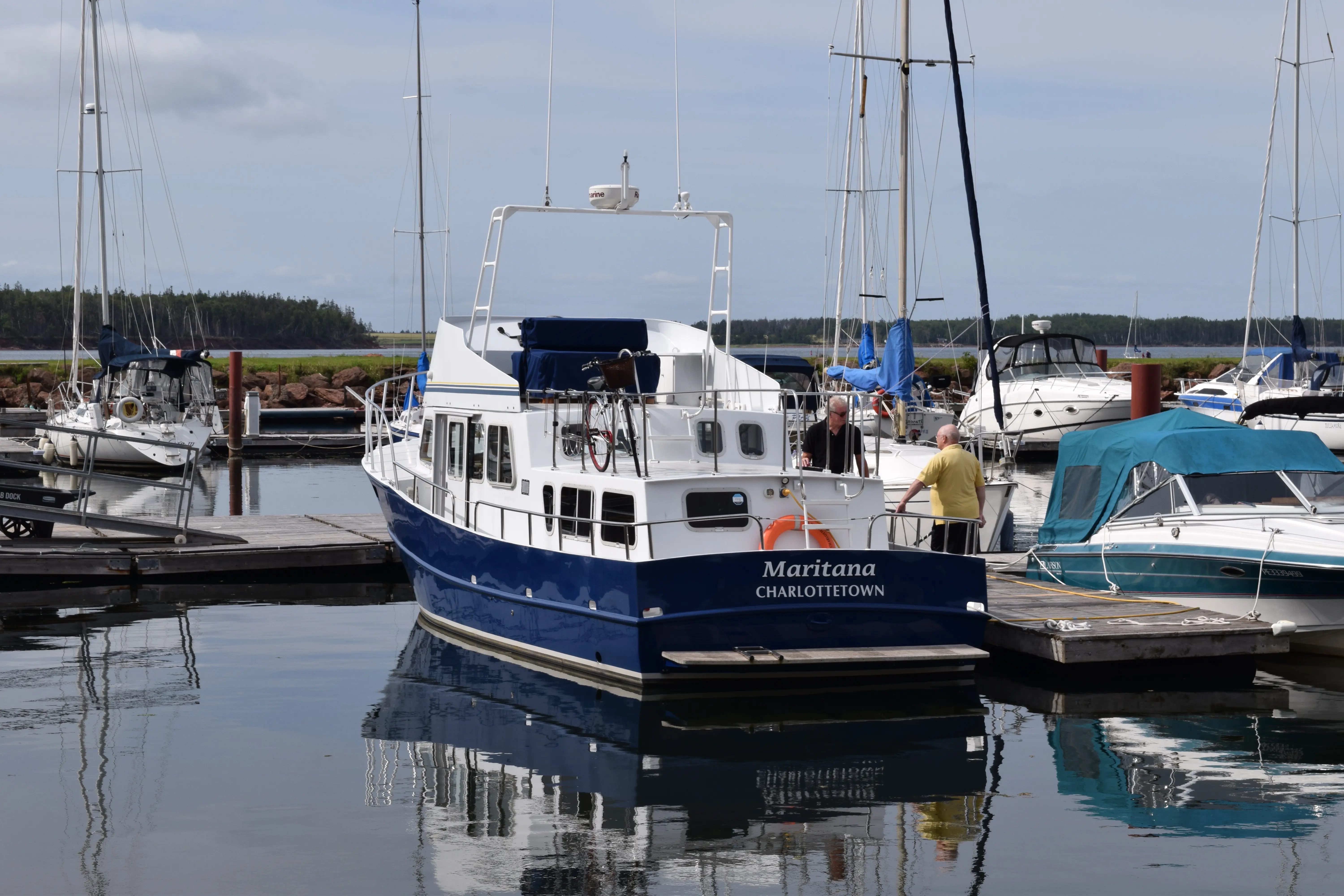 Buy Bruce Roberts Ty 40 #566520 - Rightboat