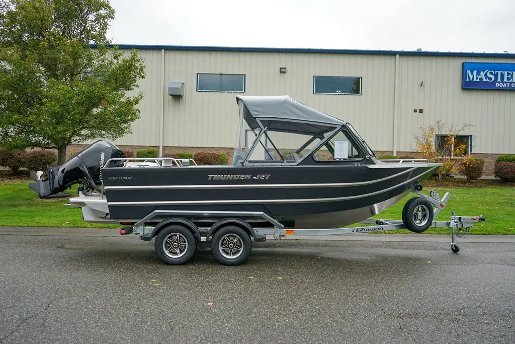 Buy Thunder Jet 200 Luxor #567037 - Rightboat