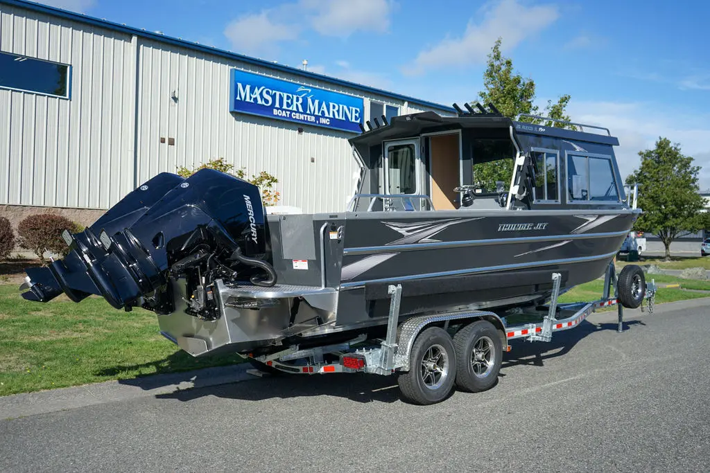 Buy Thunder Jet 22 Alexis Os #567038 - Rightboat