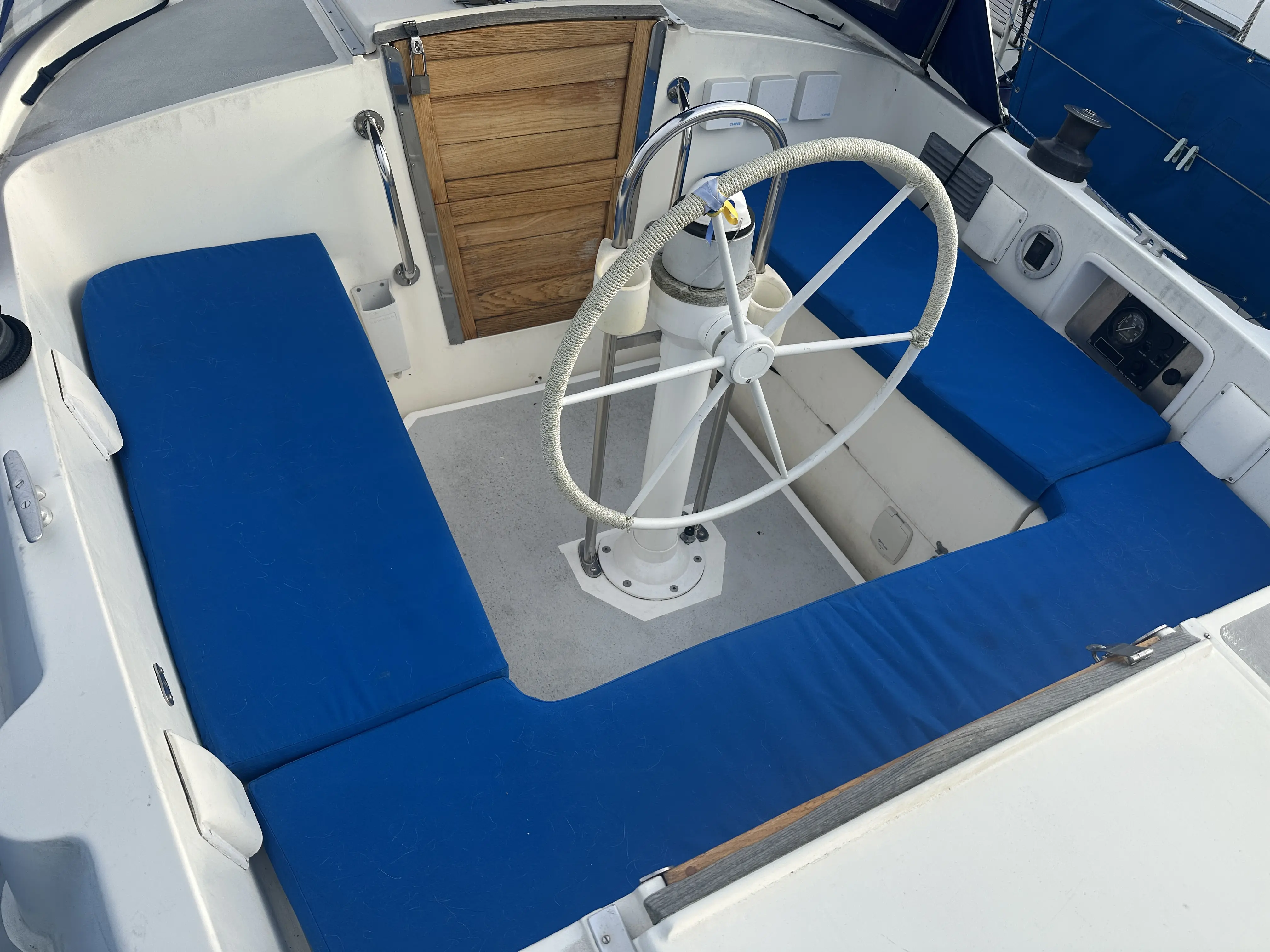 1981 Moody 33 MK II for Sale in Portsmouth, Hampshire #56...