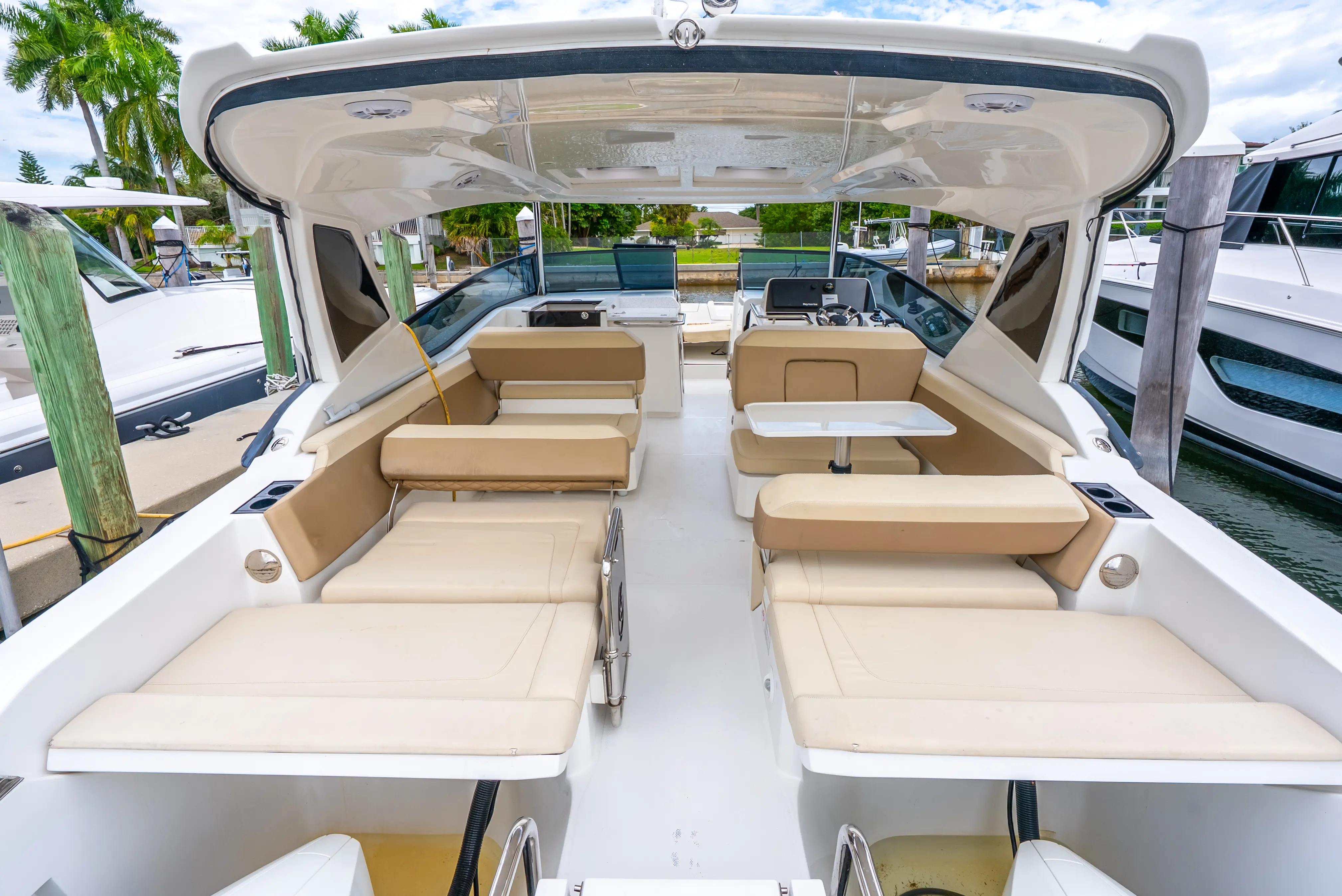 2020 Aquila 32 for Sale in Coral Gables, FL #567856 - Rig...